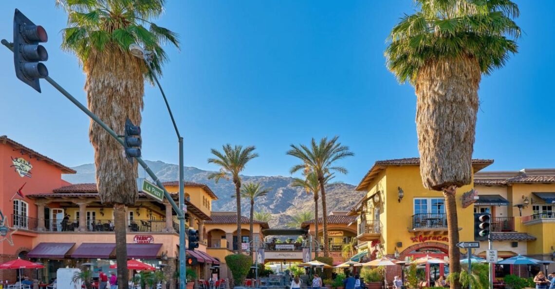 Palm Springs: A Local Guide to Custom Trade Show Exhibit Rentals
